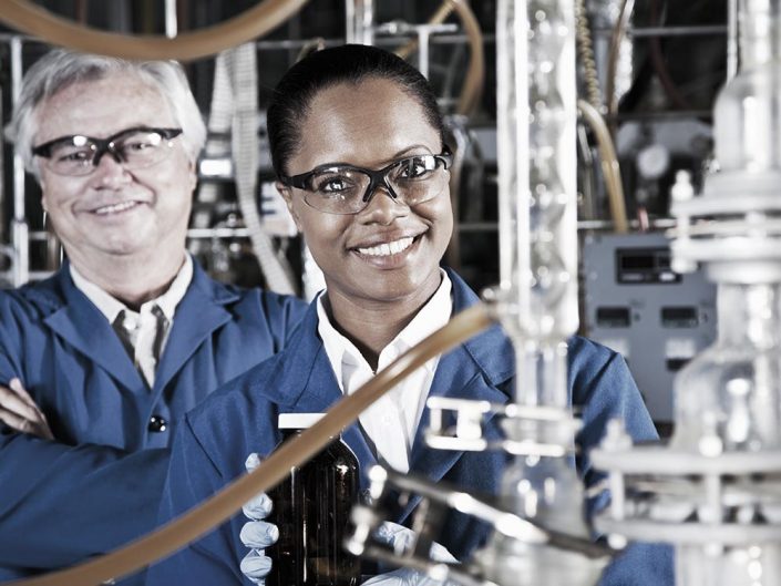 Sicheres Arbeiten in Laboratorien – Gefährdungsbeurteilung im Labor ... Sicheres Arbeiten in Laboratorien – Gefährdungsbeurteilung im Labor ...